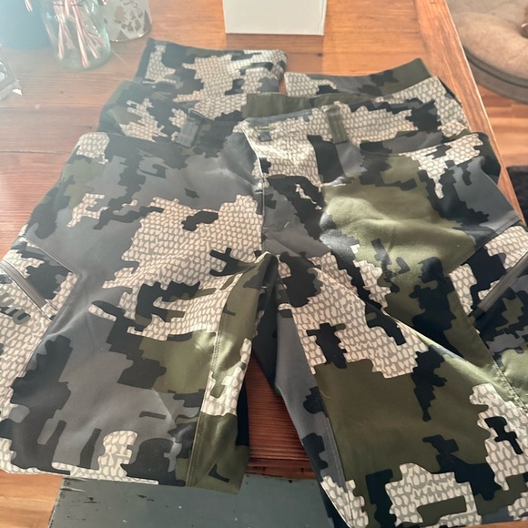 KUIU | Pants | Kuiu Sierra Pants Size 38 Never Worn Or Altetered | Poshmark